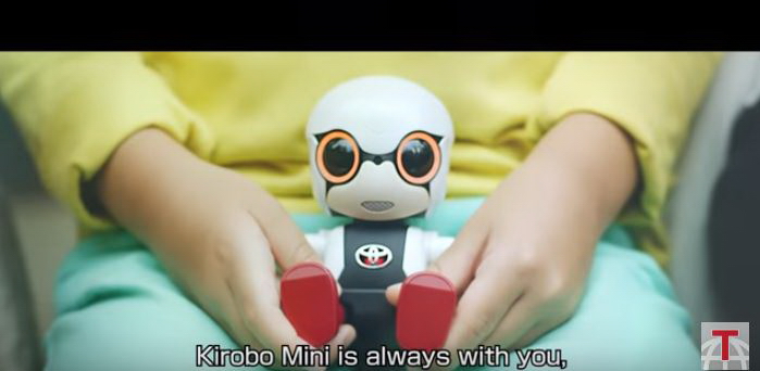 จะเป็นอย่างไร เมื่อมนุษย์มีหุ่นยนต์เป็นเพื่อน! โตโยต้า พัฒนา “Kirobo Mini” เป็นเพื่อนรู้ใจ ...