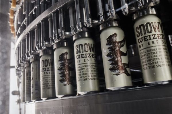 สิงห์ ซุ่มเงียบทำ เบียร์พี่หมี 'Snowy Weizen' เขย่าบัลลังก์เบียร์พรี ...