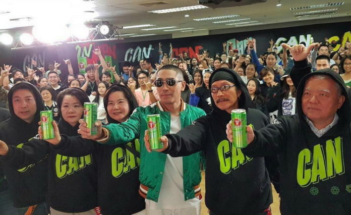 Carabao Can ส่ง 'โต้ง ทูพี' กระตุ้น คนรุ่นใหม่ กล้าลองเผชิญความท้าทาย ...
