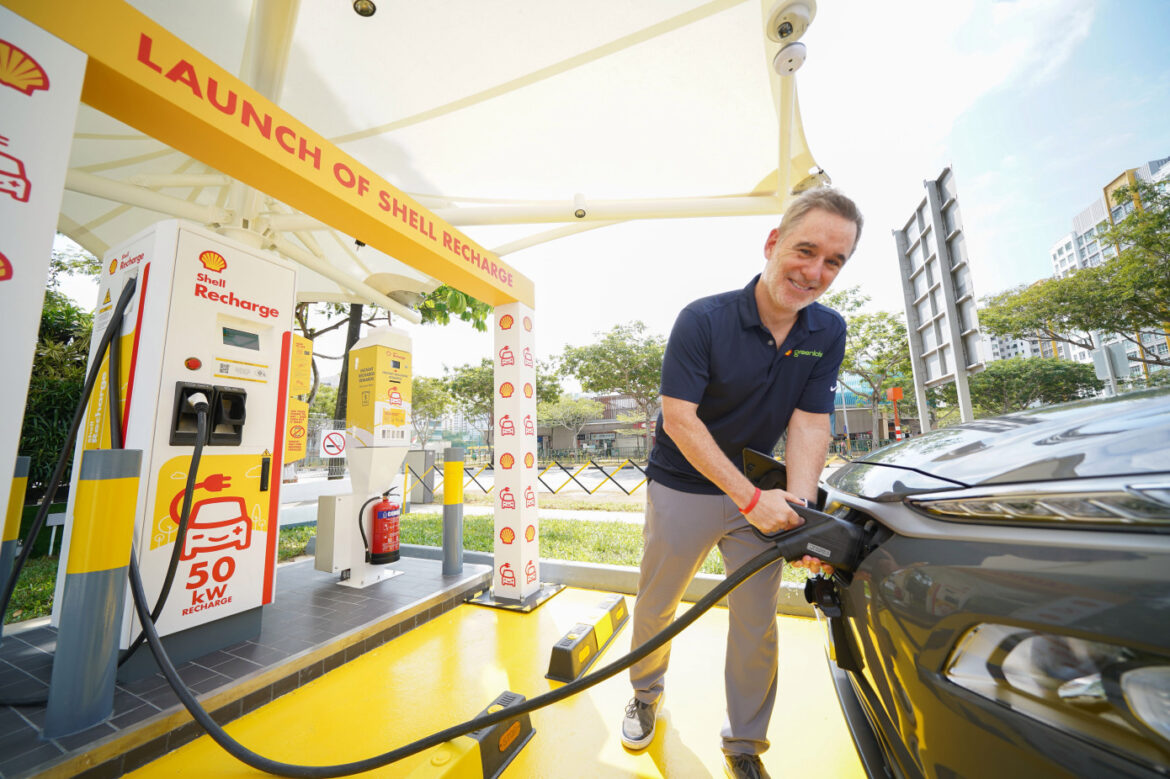 หมดยุคน้ำมันเชื้อเพลิง? "Shell" ขอเป็นแบรนด์สายกรีน เปิดตัวสถานีชาร์จ ...