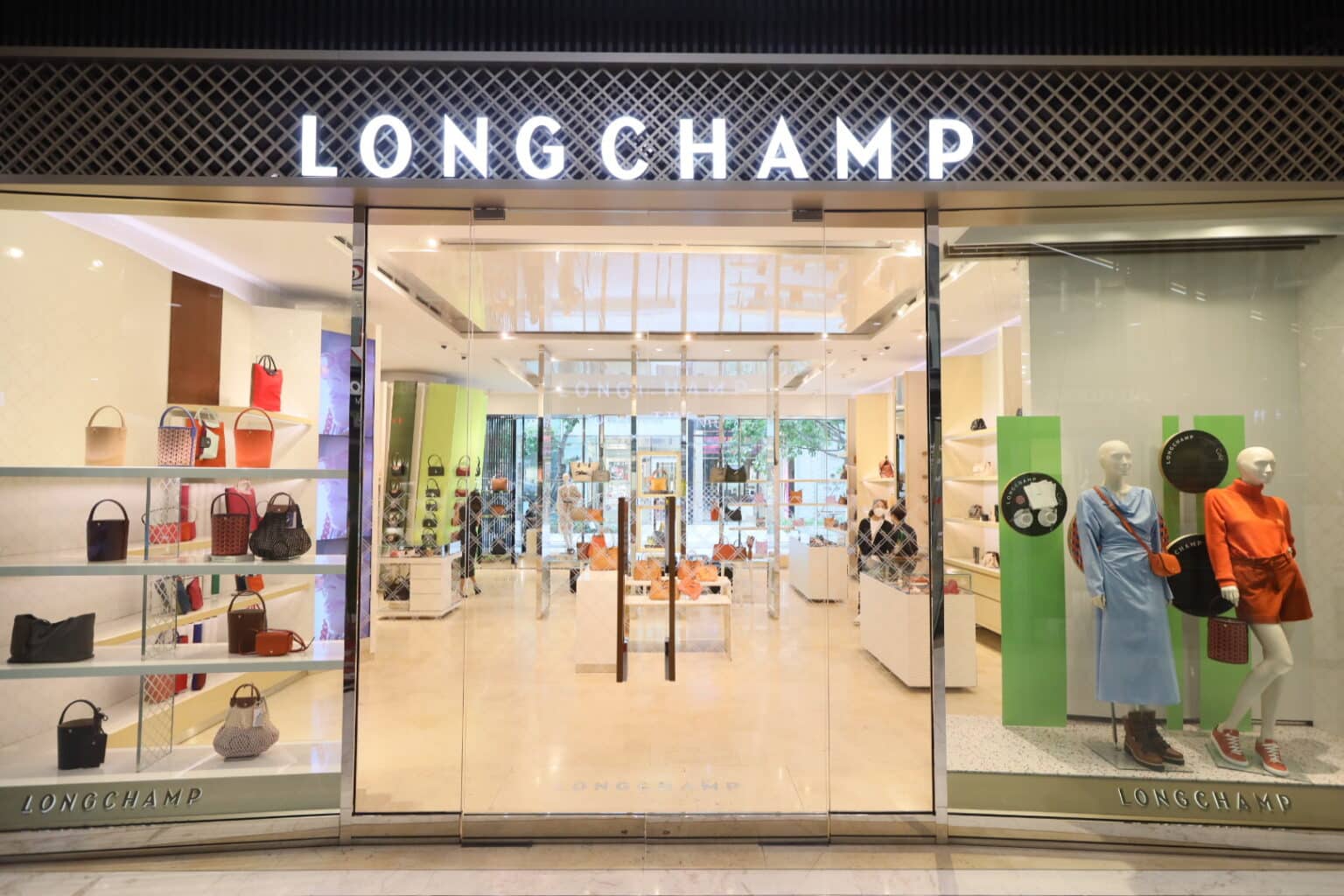 กรณีศีกษา “Longchamp” สานต่อธุรกิจครอบครัวอย่างไร ให้ยืนหยัดและได้ใจคน ...