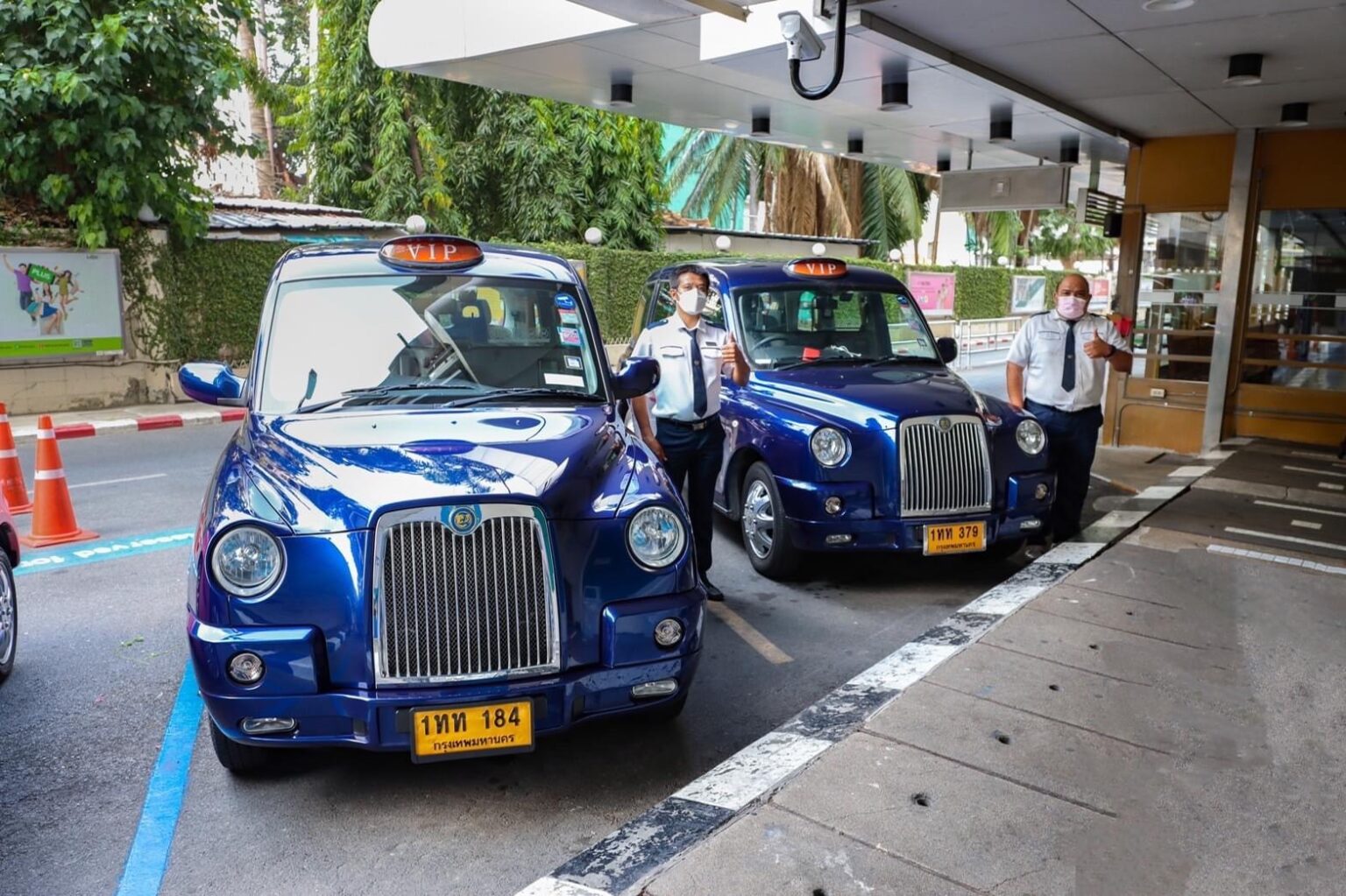 การกลับมาของ "CABB Bangkok Taxi" ในตลาดแท็กซี่ VIP ที่คนนั่งไม่ได้จ่าย - คนจ่ายไม่ได้นั่ง ...