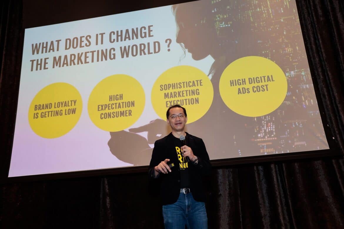 แนะแบรนด์ลงทุน CDP - AI เพิ่ม YDM ตั้งเป้ารายได้ทะลุ 1,000 ล้านบาทพร้อม IPO ปีหน้า - Brand Buffet