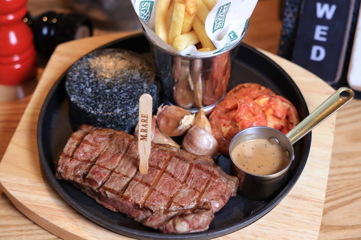 13 เรื่อง ของ 30 ปี Sizzler หวนคืนสู่เมนูหลัก เมื่อ "สเต๊ก" ต้องสวมบท ...