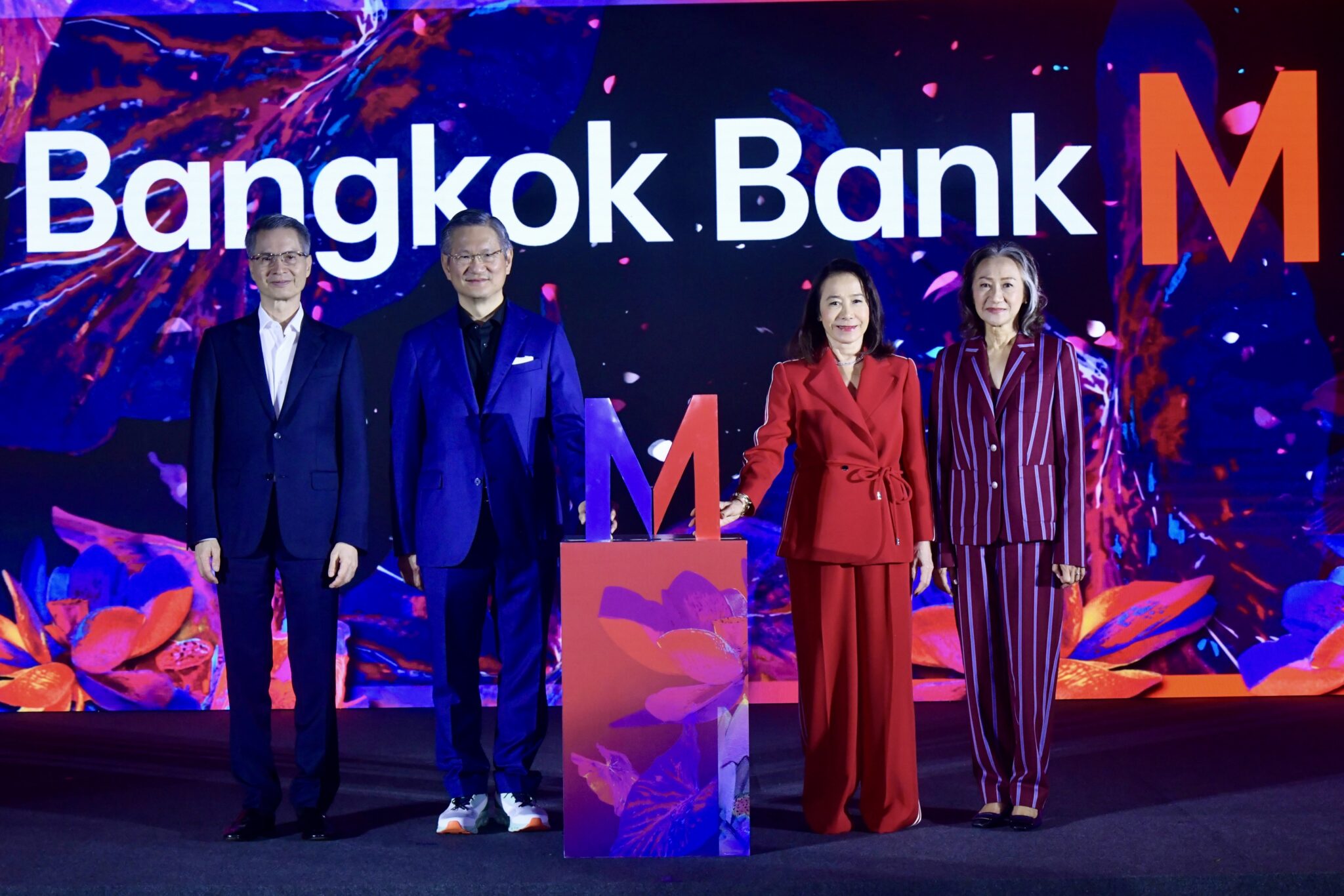 มาแล้ว "Bangkok Bank M Visa” จากเดอะมอลล์ ที่มาแทนบัตร SCB M กับสิทธิ ...