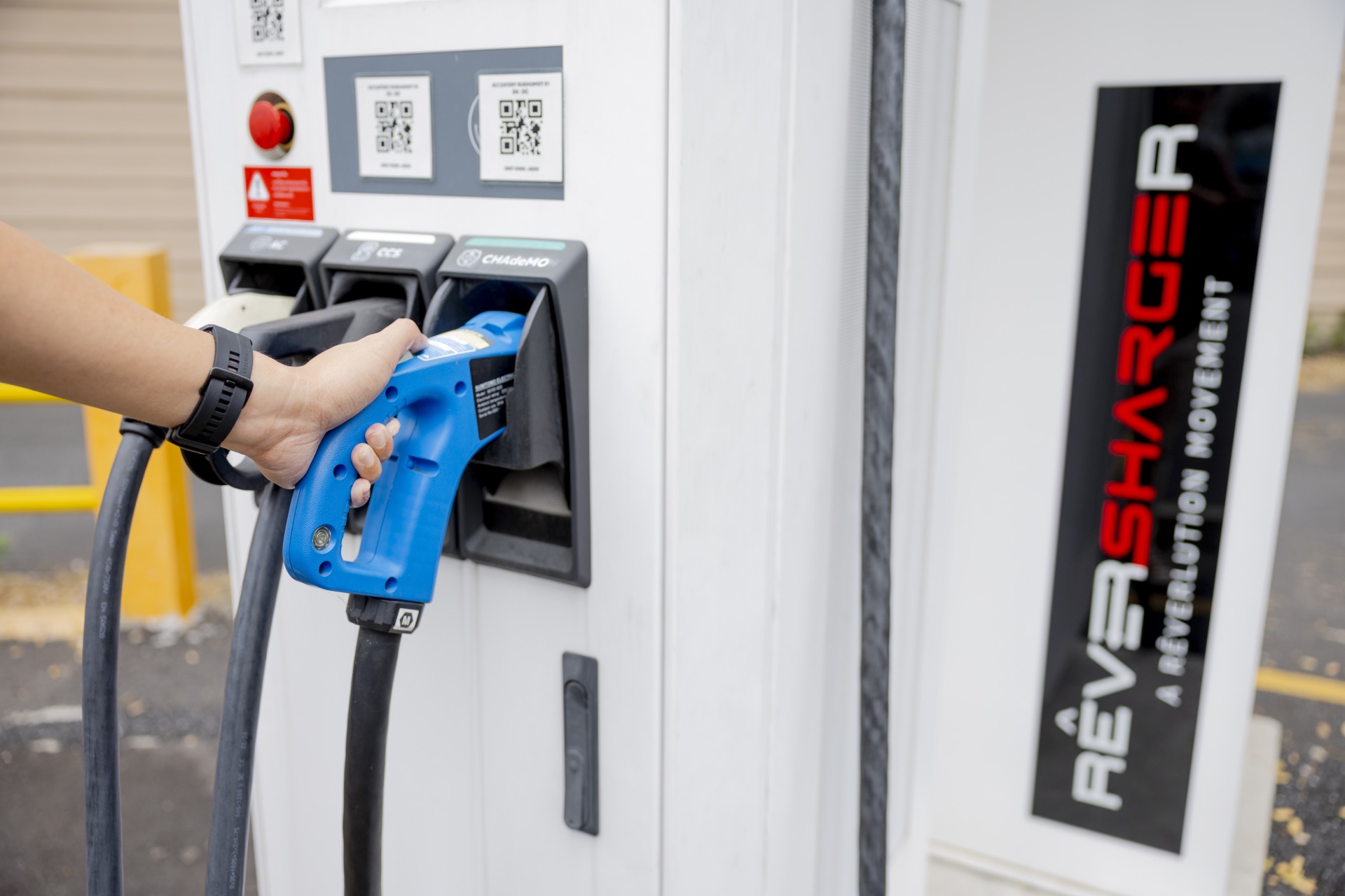 SHARGE เปลี่ยนชื่อสู่ RÊVERSHARGER ตอกย้ำเบอร์ 1 ธุรกิจ EV Charger ครบวงจร - Brand Buffet