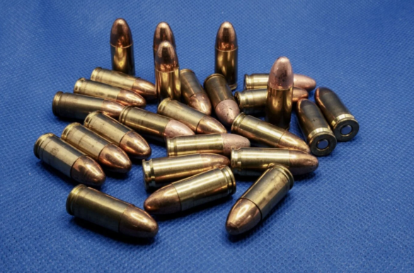 สหรัฐฯ เพิ่ม "AI" ในตู้ขายลูกปืนอัตโนมัติ ช่วยยืนยัน "อายุ-ตัวตน" ผู้ ...