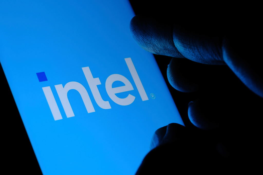 ถึงเวลาเปลี่ยนเกม? Intel-Qualcomm การรวมพลังสู้ศึกชิป AI กับ Nvidia ...