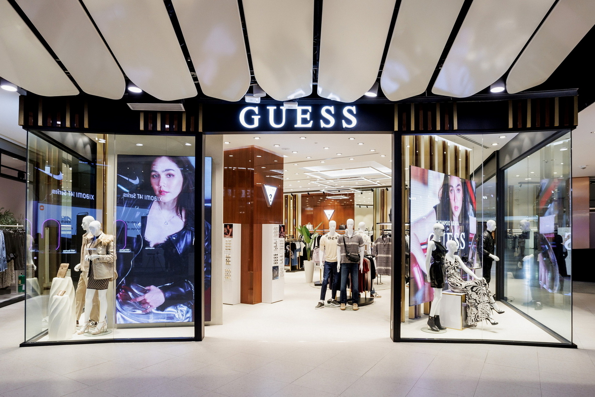 GUESS ปักหมุด Flagship Store คอนเซปต์ใหม่ที่แรกของโลกใจกลางเมือง ดึง ...
