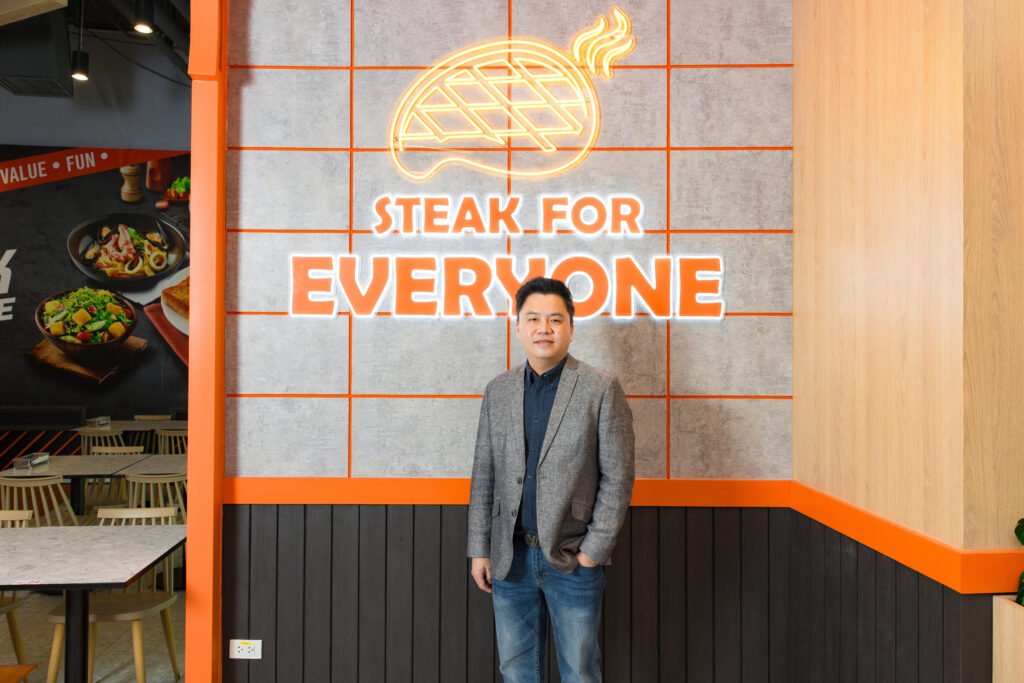 แค่ “ซิซซ์เลอร์” ยังไม่พอ ไมเนอร์ฯ เปิดตัว The Steak & More แบรนด์สเต๊กน้องใหม่ ชิ้นใหญ่-คุ้มค่า ...