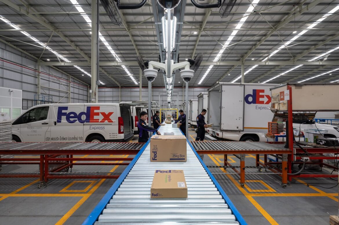 ยลโฉมศูนย์กระจายสินค้าใหม่ "FedEx" แหลมฉบัง เจ้าของประสบการณ์ส่งได้ ...