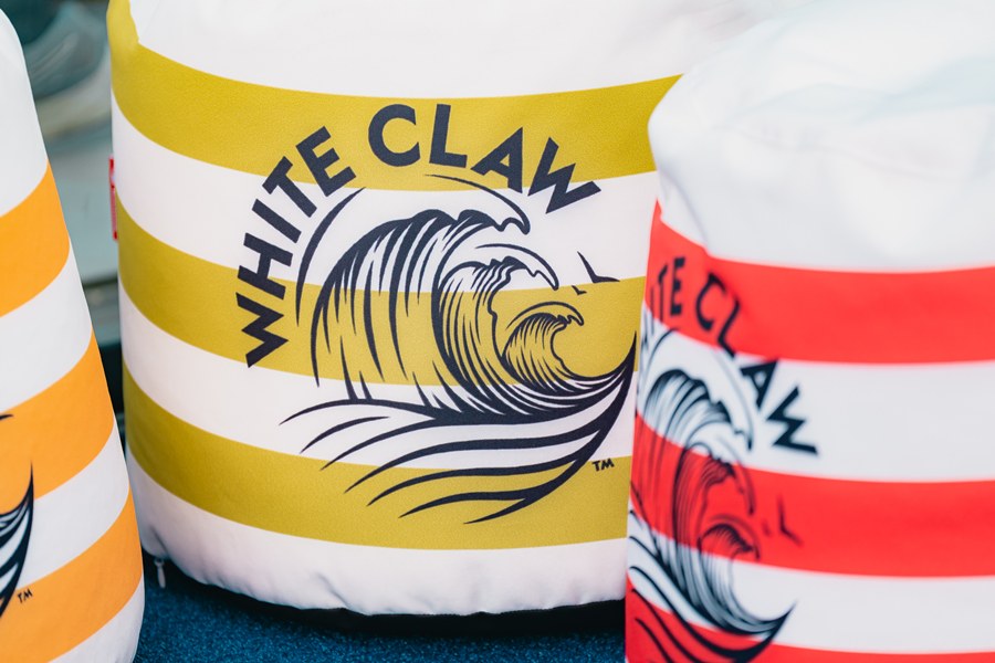 WHITE CLAW เครื่องดื่มฮาร์ดเซลท์เซอร์อันดับ 1 ของโลก เปิดตัวในประเทศไทย ...
