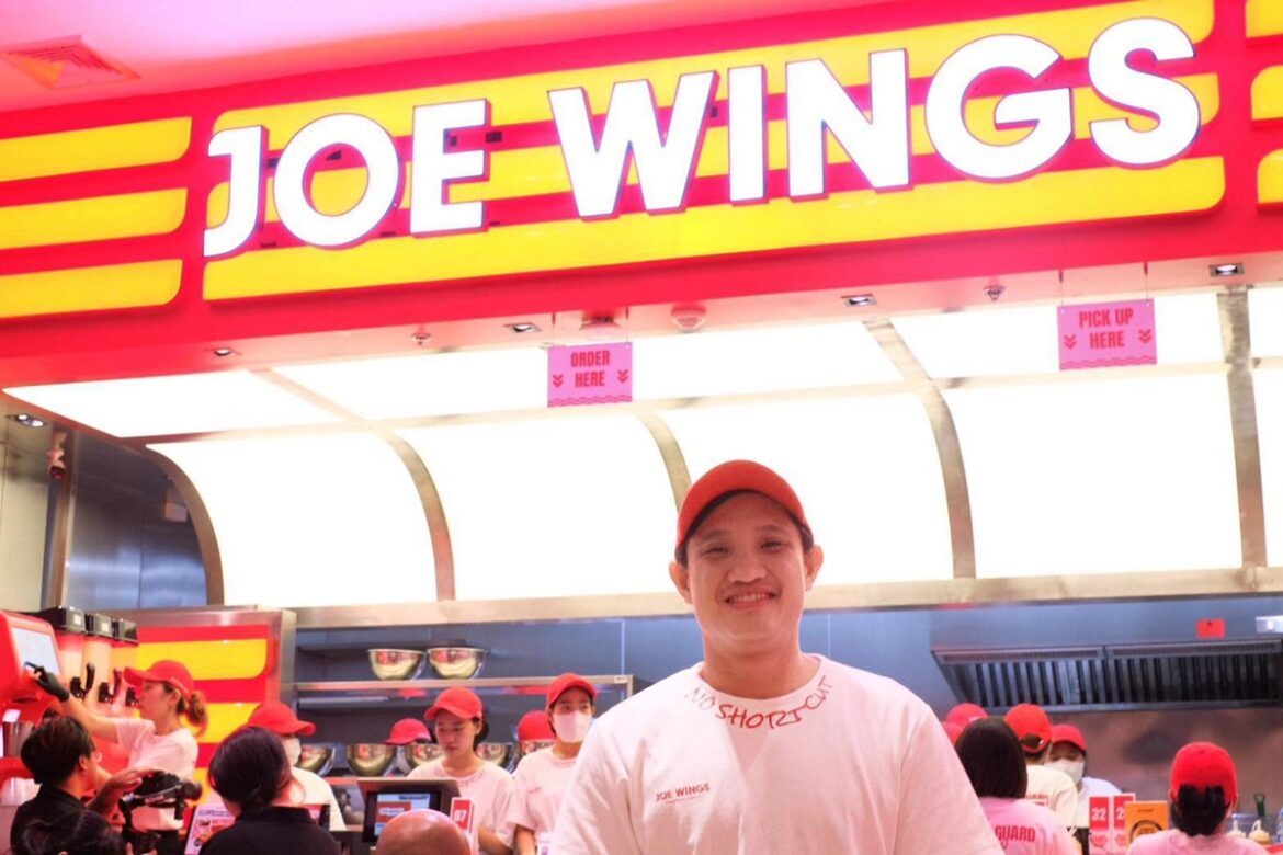 เจาะกลยุทธ์ "3 จุดขาย" Joe Wings ร้านไก่ทอดสไตล์ไทย แบรนด์ใหม่ "โอ้กะจู๋" ชิงตลาด QSR - Brand Buffet