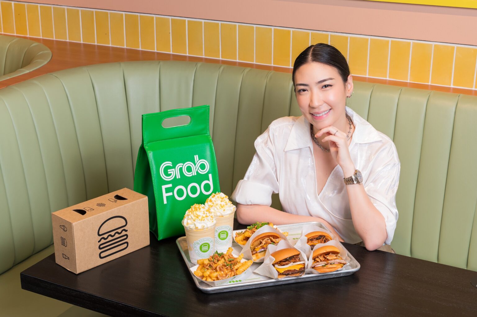 แกร็บฟู้ด ร่วมเสิร์ฟเมนูคอลแลปส์แห่งปี “Shake Shack x POTONG” ผ่านซับแบรนด์ Only at Grab - Brand ...